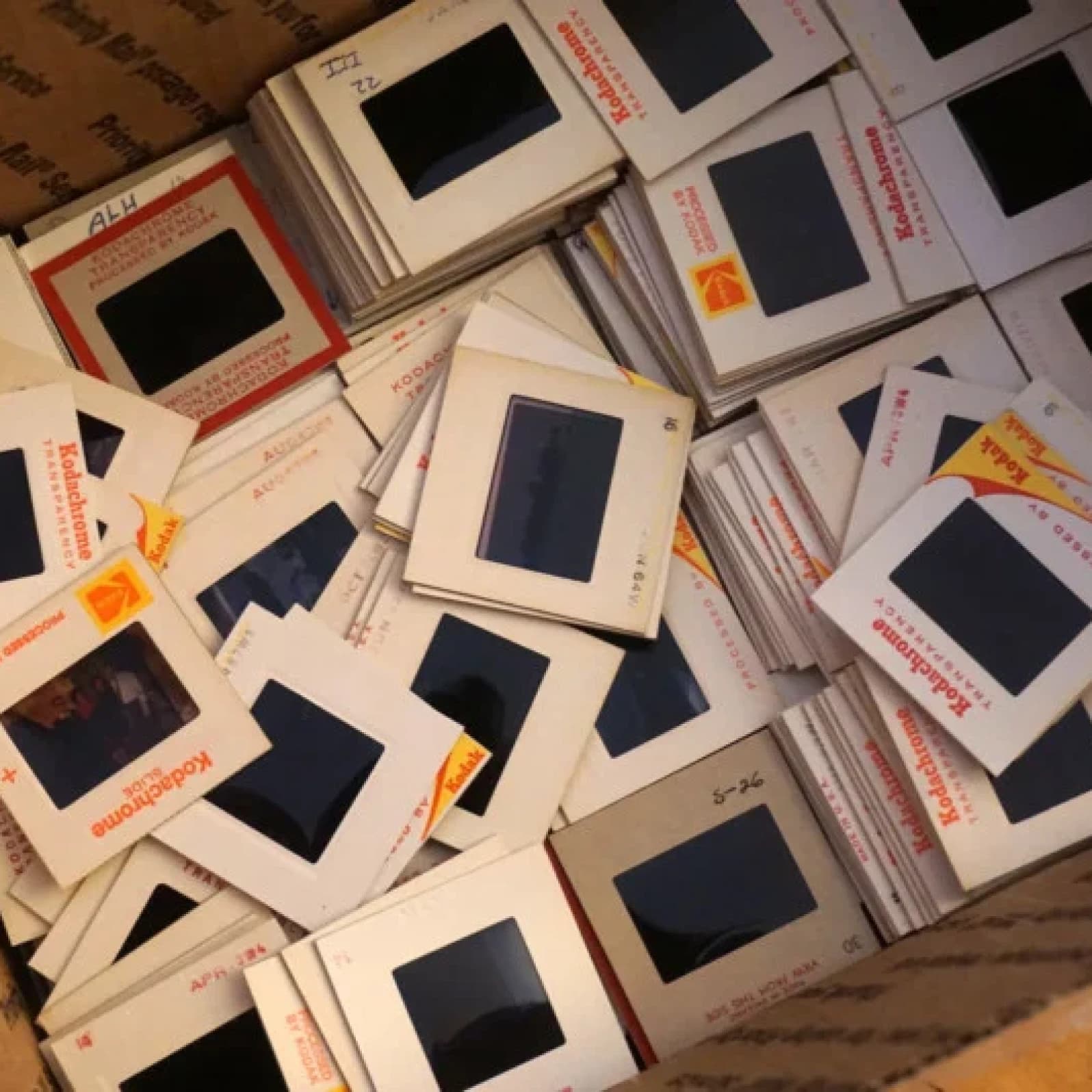 Convert the 35mm slides to digital| Sildes scanning service| Capture HK